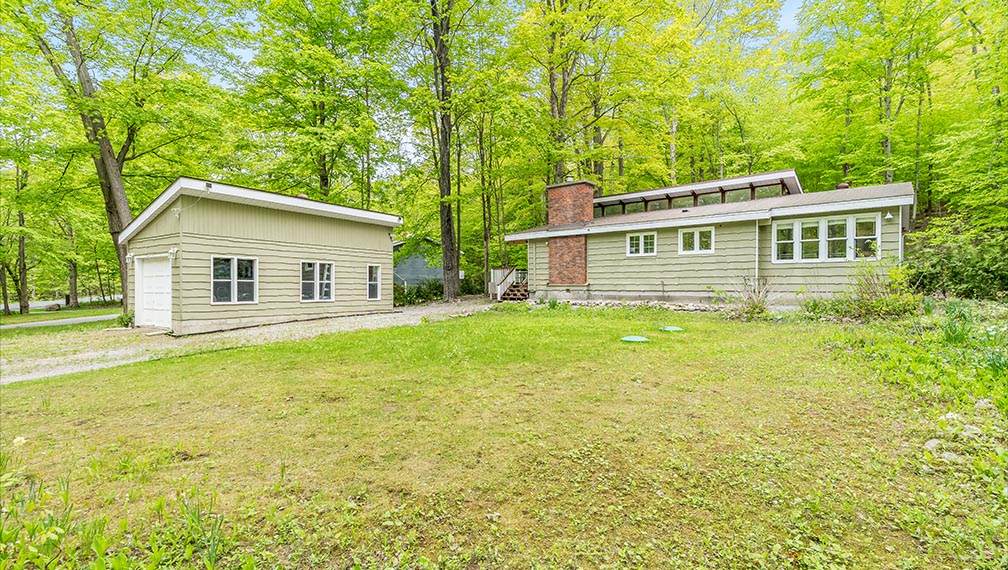 105 Silver Birch Drive - Welcome to Georgian Bay General Hospital